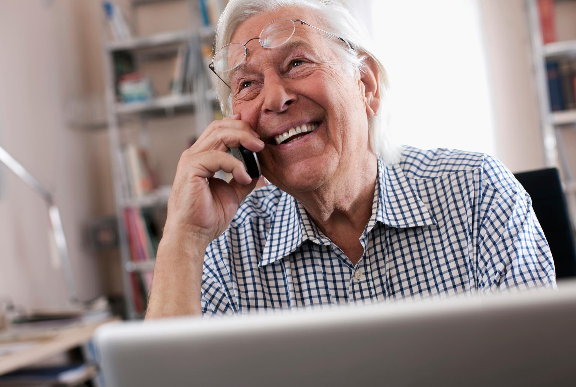 Movistar ofrece a todos sus clientes en España los servicios de IA de ...