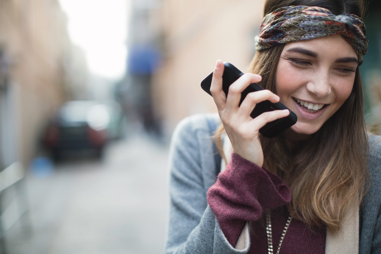 Movistar ofrece a todos sus clientes en España los servicios de IA de ...